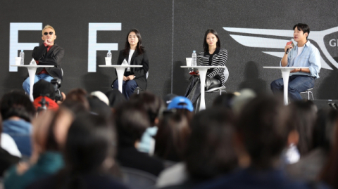 [BIFF 2023] 올해 화제작 ‘LTNS’ 이솜·안재홍 “세 번째 만남…이번엔 부부 호흡 맞췄어요” - 부산일보